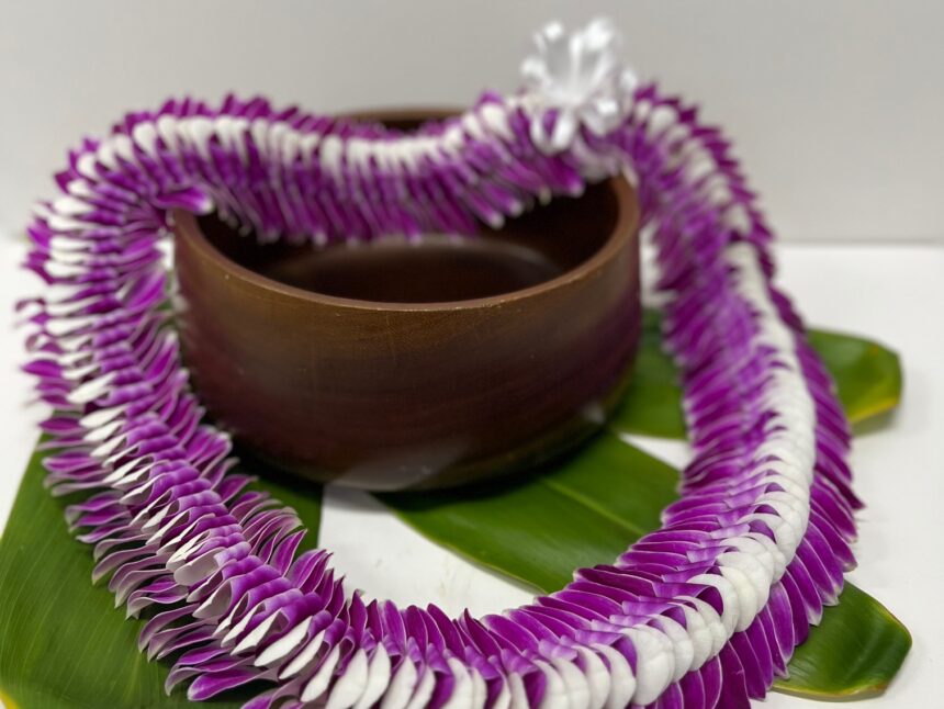 Lei Flowers: What Is Used to Create a Traditional Hawaiian Lei - With ...